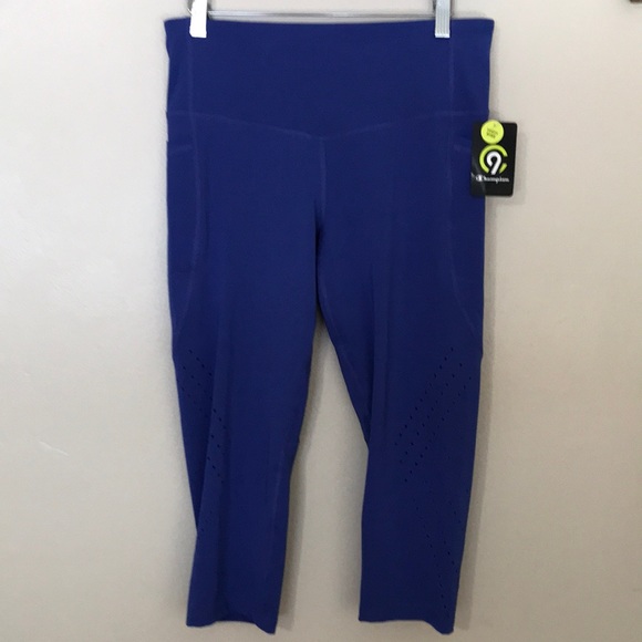 C9 by Champion | Pants & Jumpsuits | New Champion Workout Capri Large ...